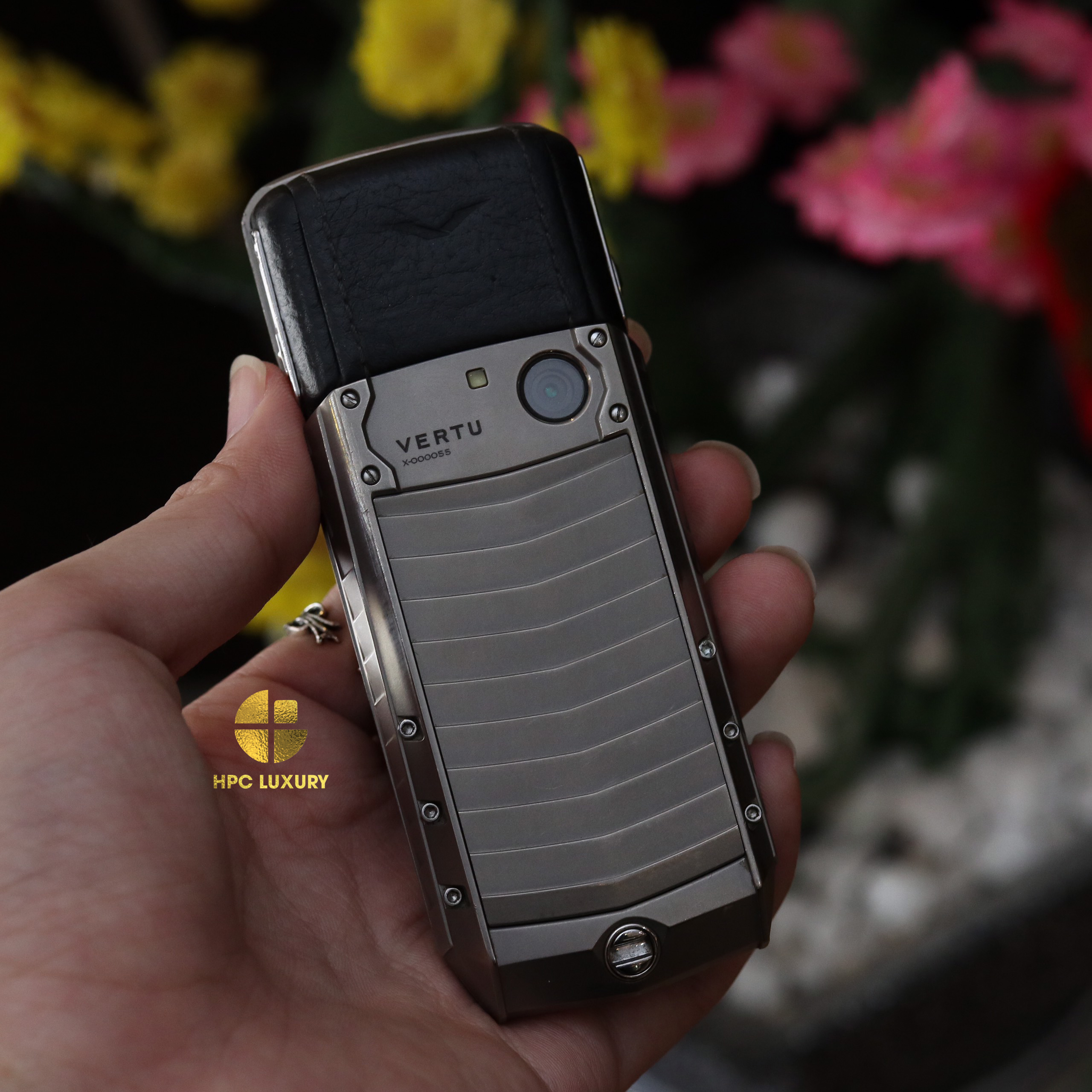 Vertu Ascent X Titanium - HPC Luxury